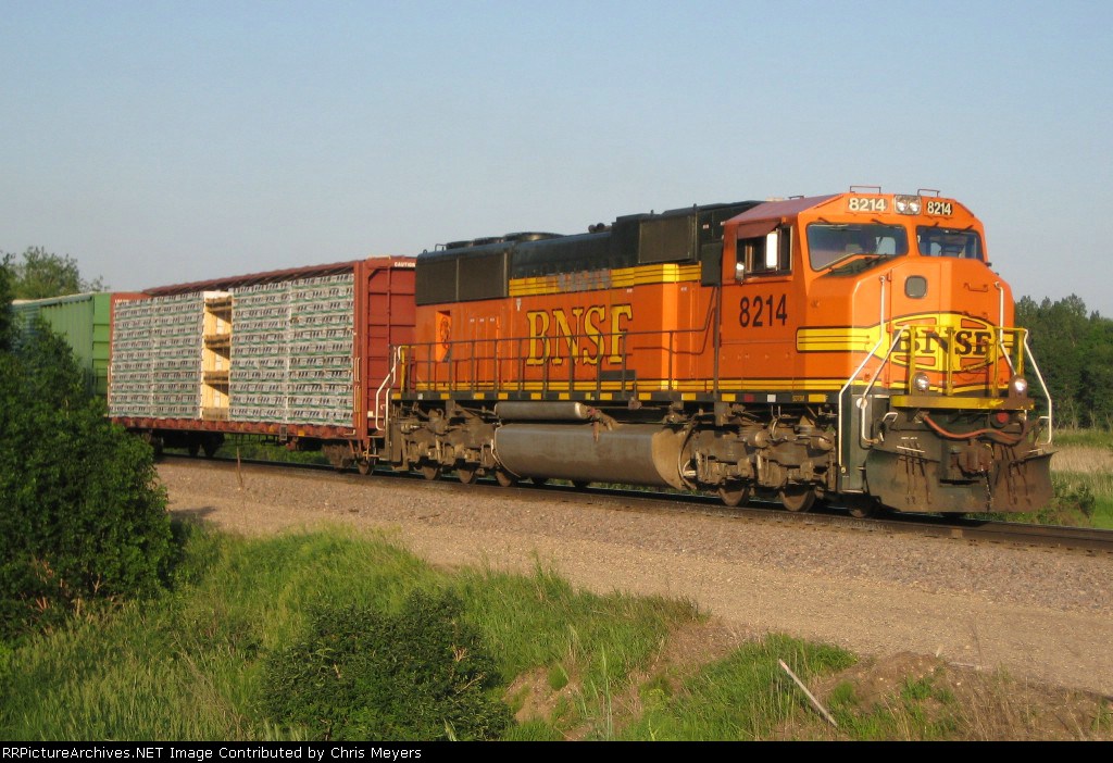 BNSF 8214